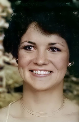 Lois Tomich | Unidentified Wiki | Fandom