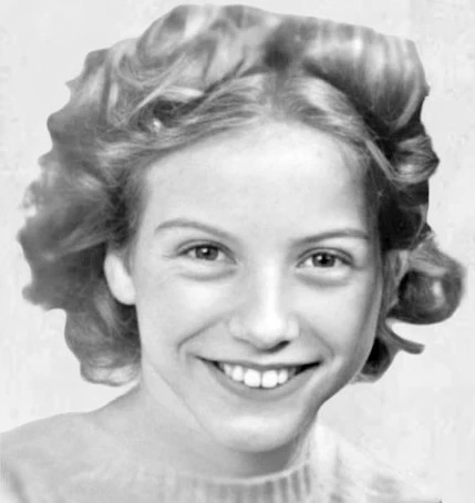 Elaine Armstrong | Unidentified Wiki | Fandom