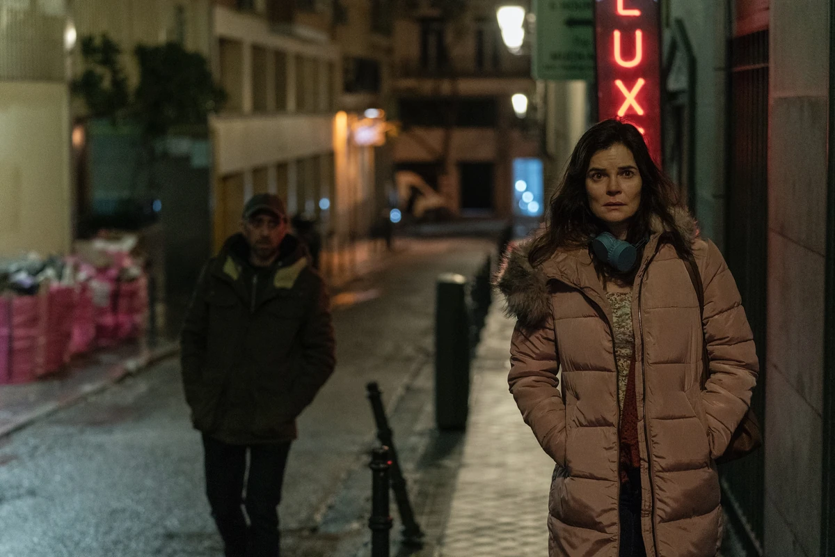 Caitlin Jones | Soulmates Wiki | Fandom