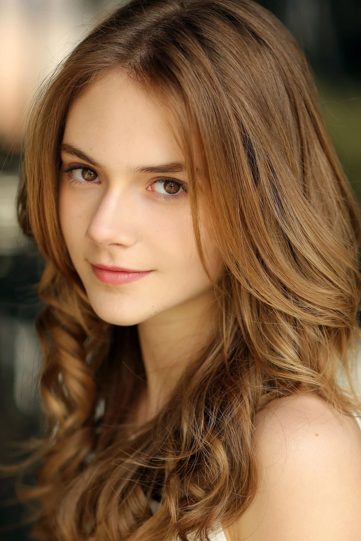 Emilia Jones | UNIQUEFILMS Wiki | Fandom