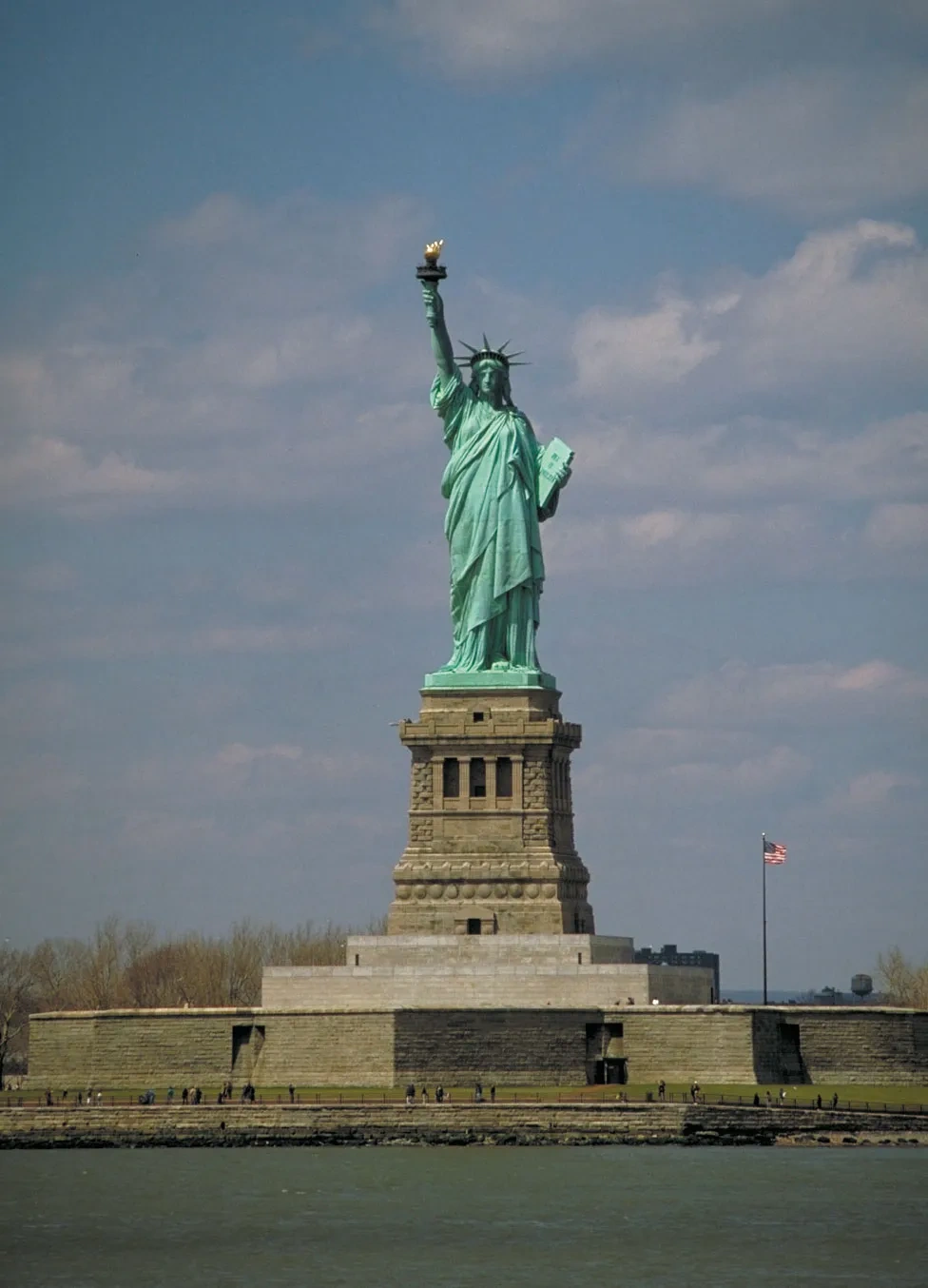 Lady Liberty | ꧁༺ 𝘜𝘯𝘪𝘲𝘶𝘦 𝘚𝘱𝘦𝘤𝘪𝘢𝘭𝘪𝘵𝘺 ༻꧂ Wiki | Fandom