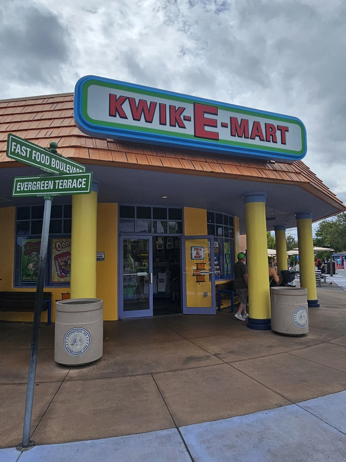 Kwik-E-Mart | Universal Parks and Resorts Wiki | Fandom