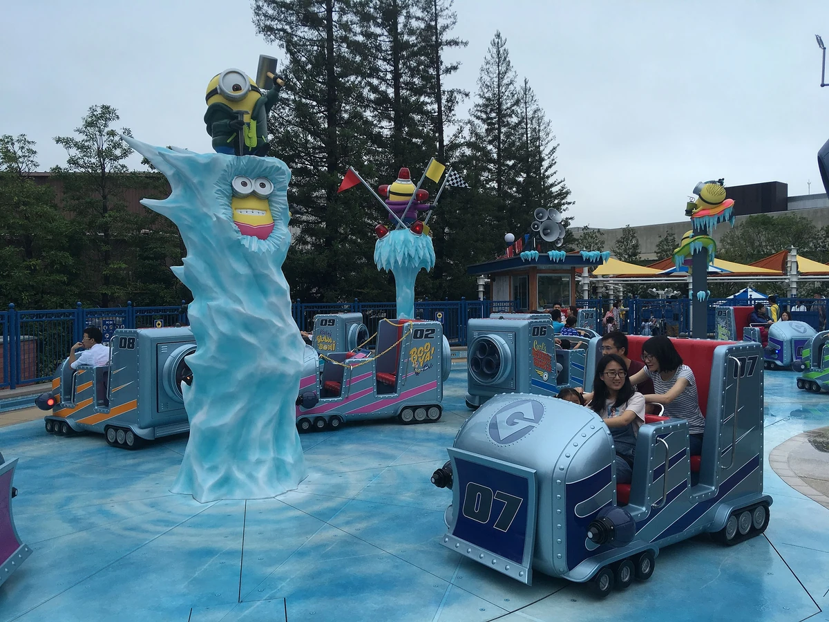 Freeze Ray Sliders | Universal Parks and Resorts Wiki | Fandom