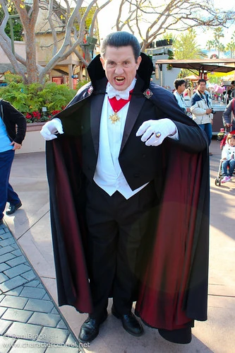 Count Dracula | Universal Parks and Resorts Wiki | Fandom
