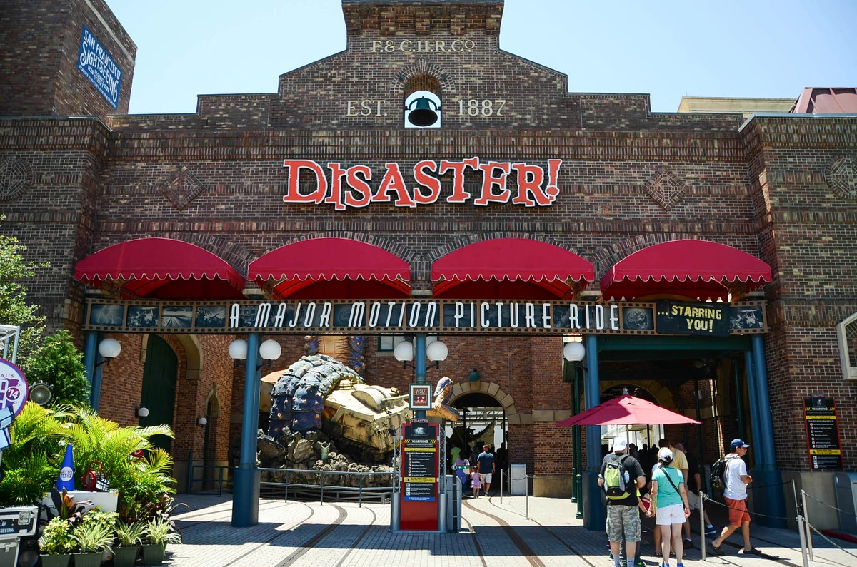 Disaster!: A Major Motion Picture Ride...Starring You! | Universal ...