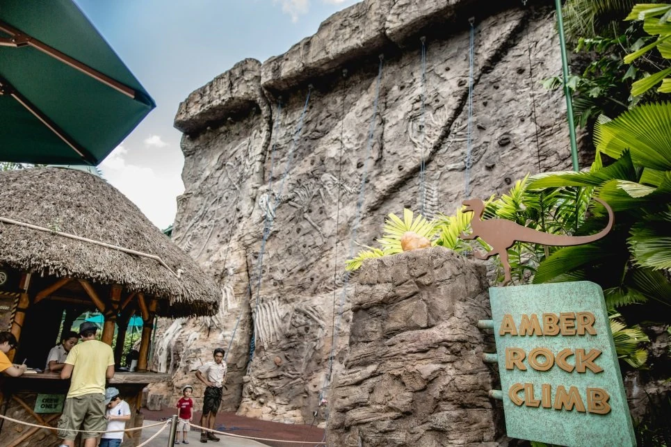Amber Rock Climb | Universal Theme Parkpedia Wiki | Fandom