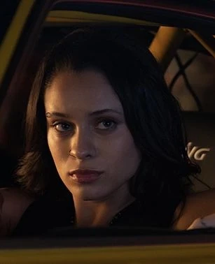 Isabel Neves | Universal Studios Wiki | Fandom