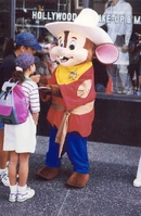 Theme Park Characters/Atmosphere Characters | Universal Studios Wiki ...