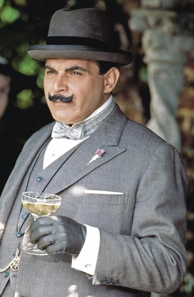 Hércules Poirot | Universo ficticio Wiki | Fandom