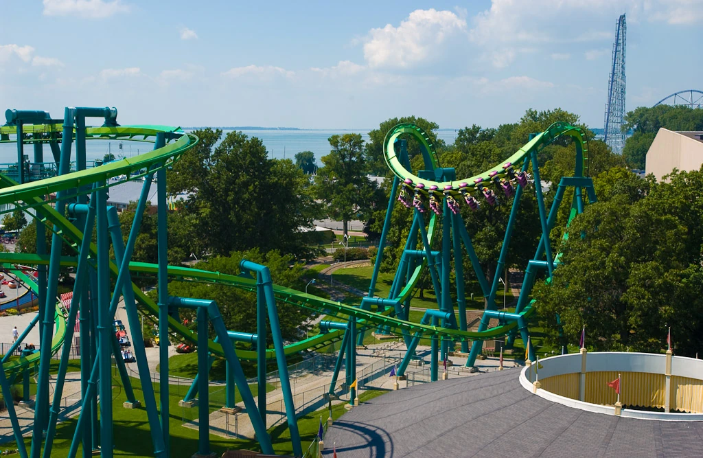 Raptor Roller Coaster