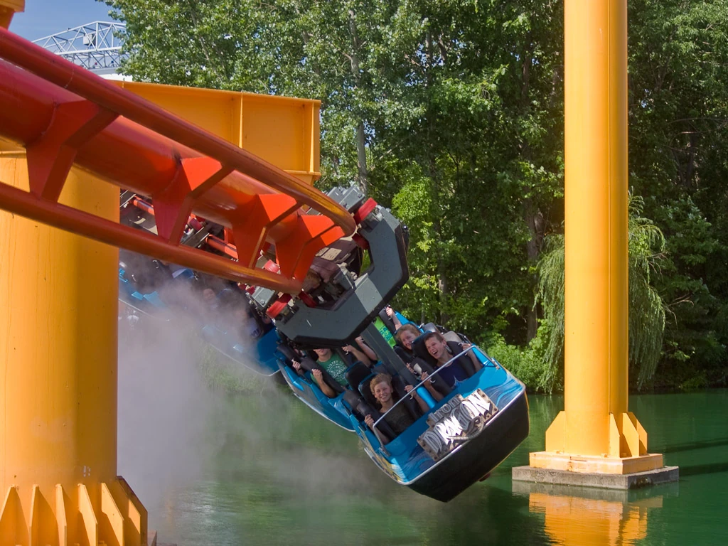 Iron Dragon | The Unofficial Cedar Point Wiki | Fandom
