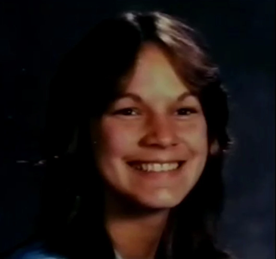 Kristen Tomlin and Suzanne Russell | Unsolved Mysteries Wiki | Fandom