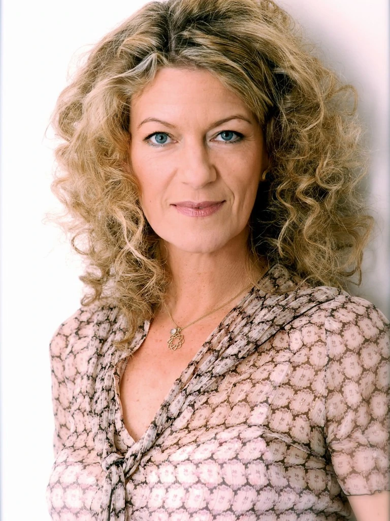 Anuk Ens | Unter Uns | Fandom