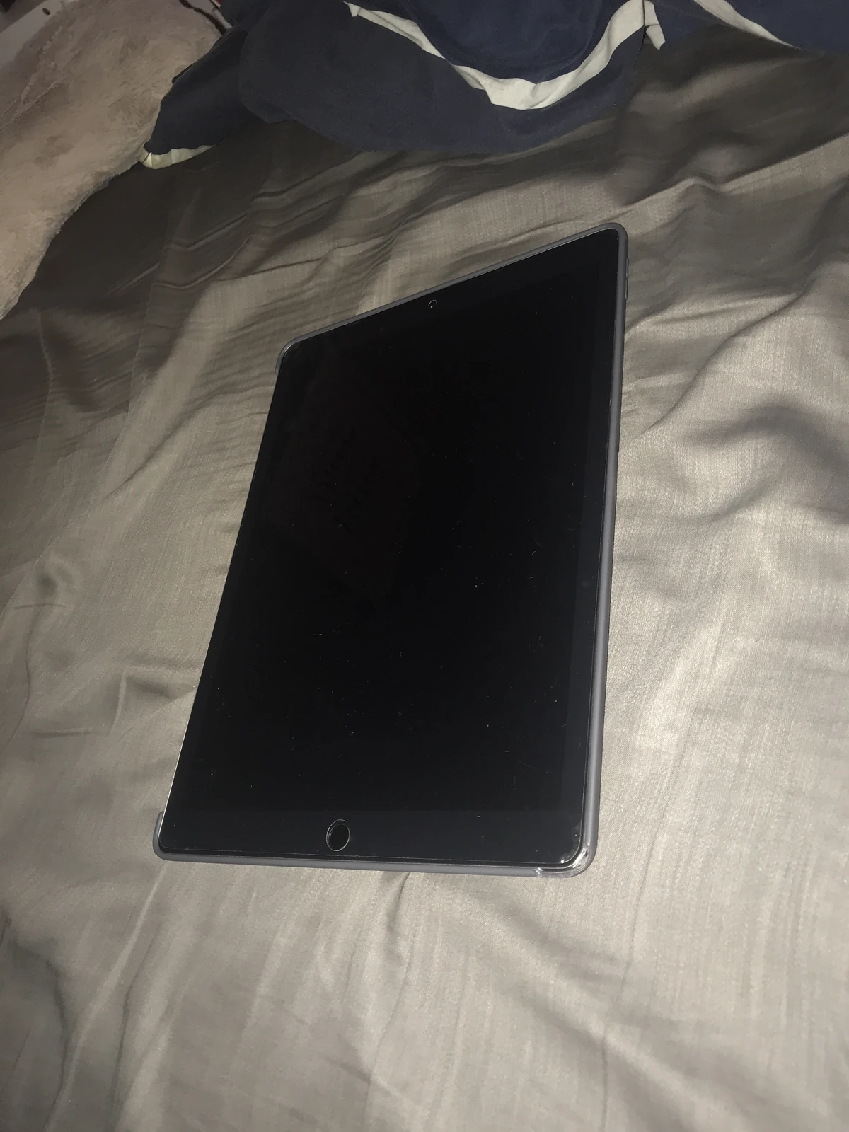 Bad-TabletPro 4 | UpPresent Wiki | Fandom