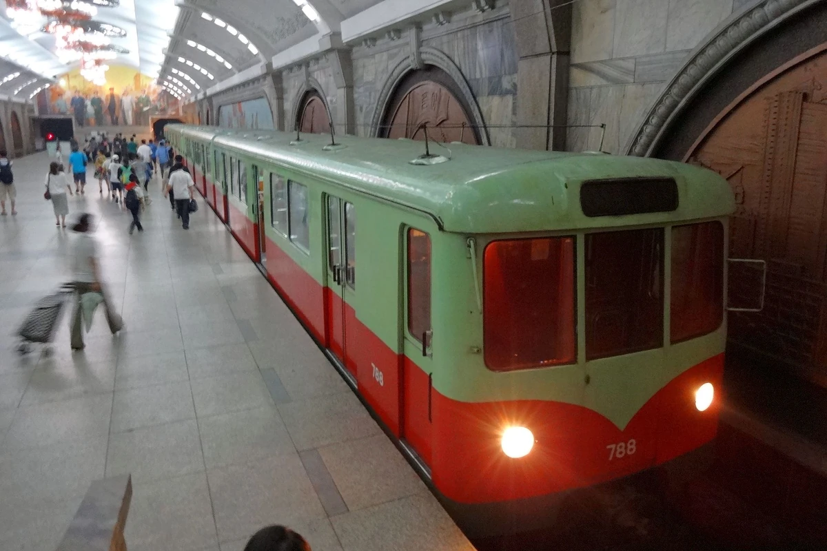 Pyongyang Metro | UrbanRail2.0 Wiki | Fandom