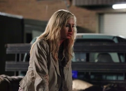 Caroline Forbes | Wiki Vampire Diaries | Fandom