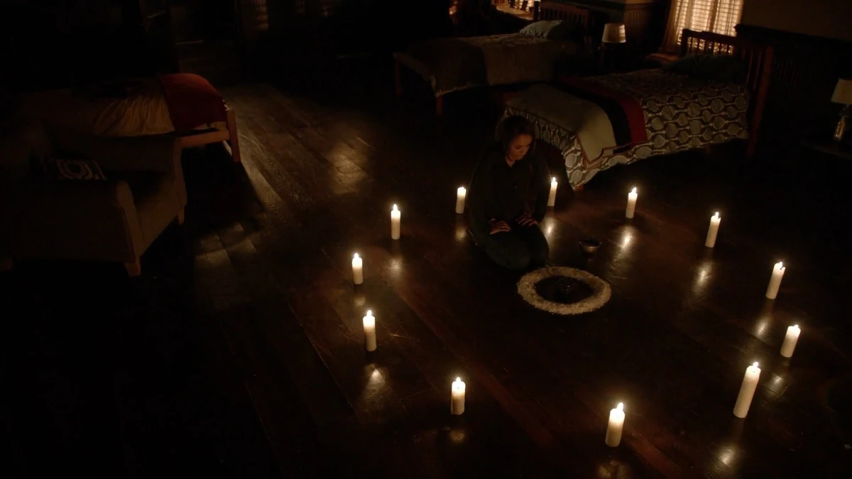 Bruxa | Wiki Vampire Diaries | Fandom