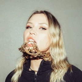 Whitney Moore | Vampire: The Masquerade - L.A. By Night Wiki | Fandom