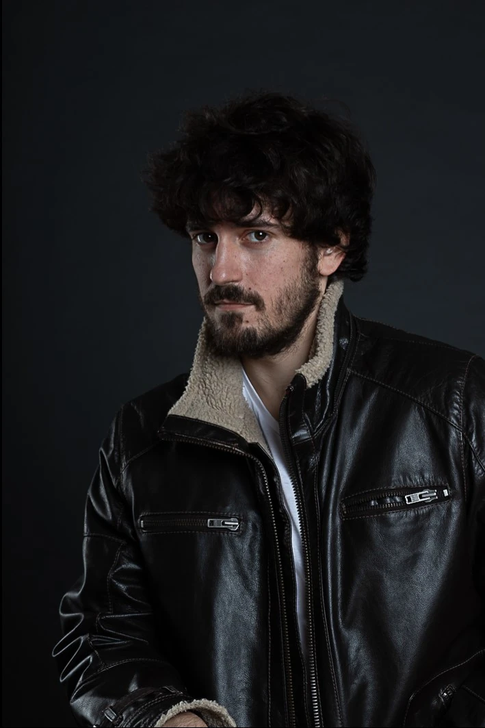 Ian Chapman | Vampire Academy Series Wiki | Fandom