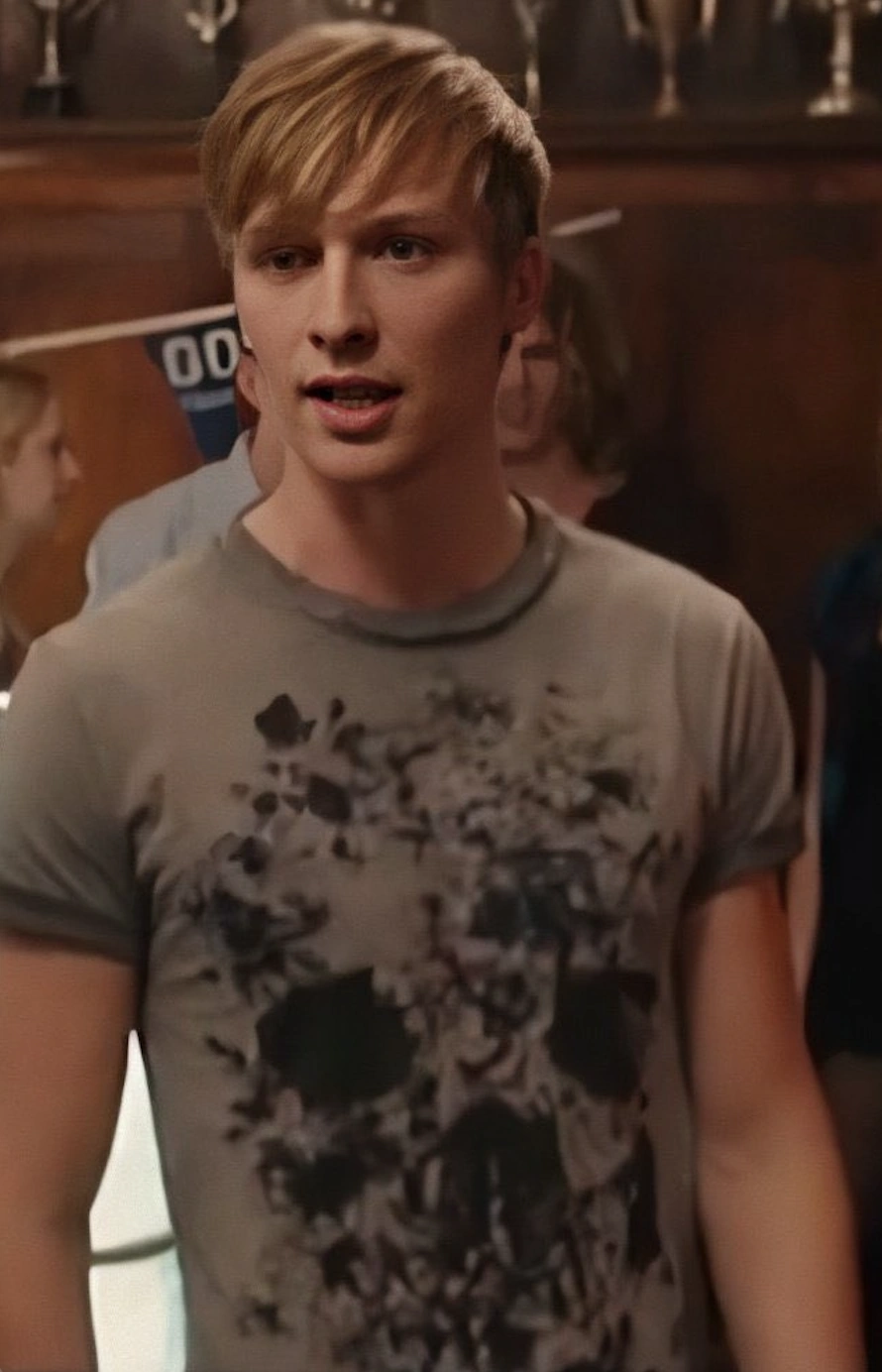 Wade Voda | Vampire Academy Series Wiki | Fandom