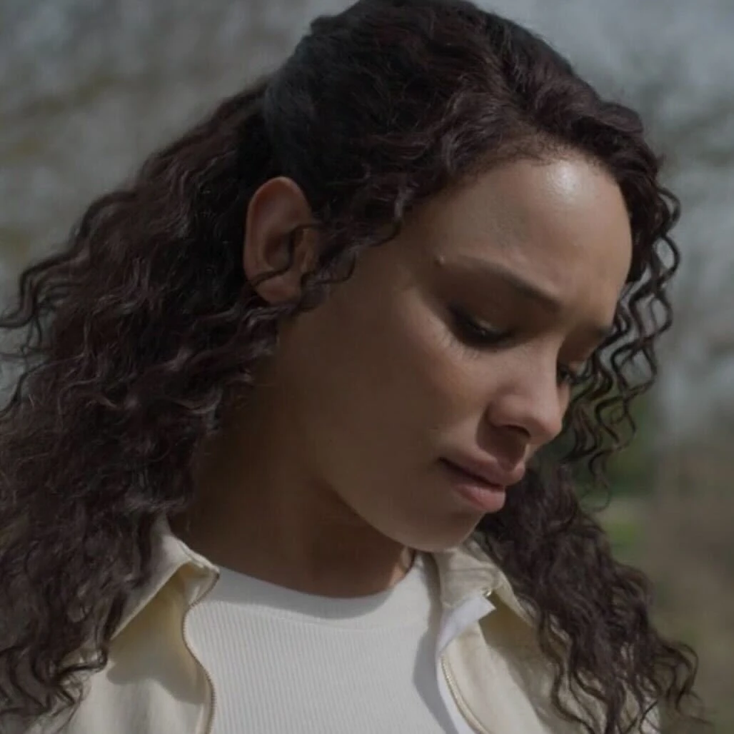 Image Rose Kisses Masonjpg Vampire Academy Series Vampire Academy'