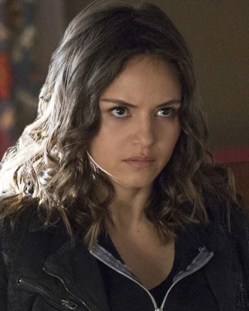 Rayna Cruz | Wiki Vampirediaries | Fandom