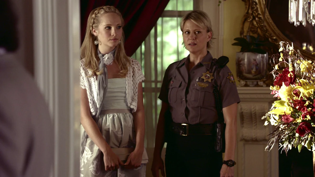 Elizabeth Forbes | The Vampire Diaries Wiki | Fandom