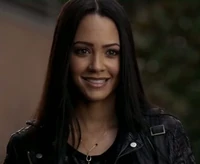 Sarah Nelson | The Vampire Diaries Wiki | Fandom