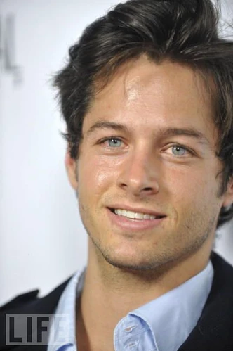 Blake Hood | Wiki Vampire Diaries France | Fandom