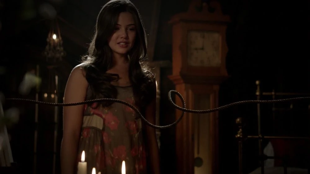 Le fruit empoisonné | Wiki Vampire Diaries France | Fandom