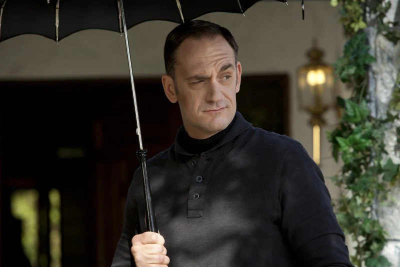 Mr. Devlin | Vampedia | Fandom