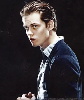 Roman Godfrey | Vampedia | Fandom