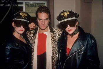 VH Wings | Van Halen Wiki | Fandom