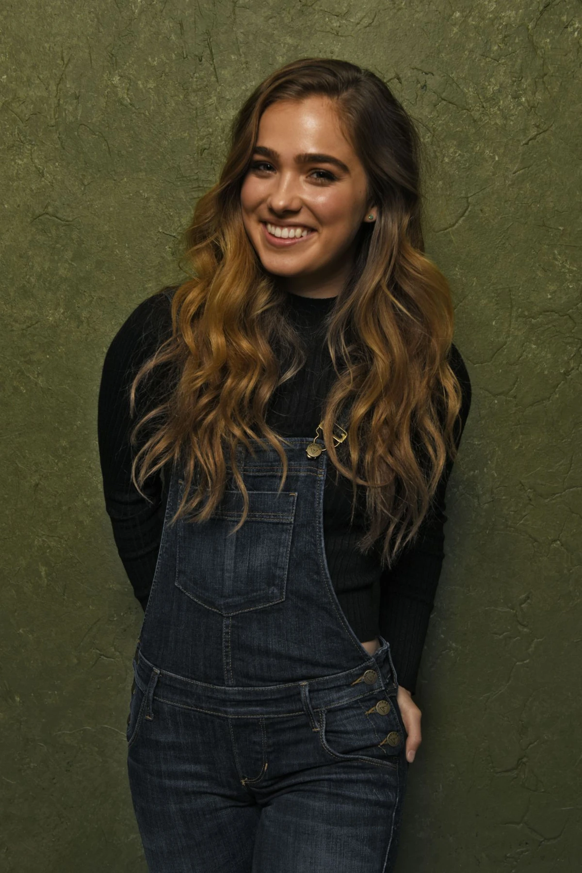 Haley Lu Richardson | Vengeance Wiki | Fandom