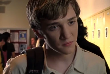 Kyle Gallner Veronica Mars Kyle Gallner's 10 Best Movies And TV Shows,