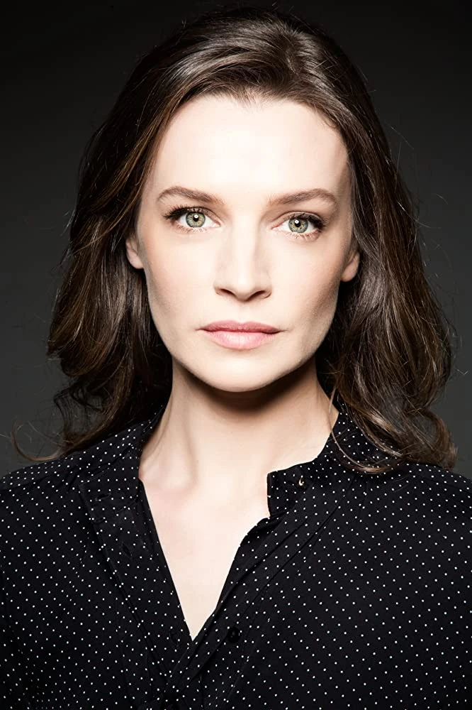 Catherine Walker | Wiki Versailles | Fandom