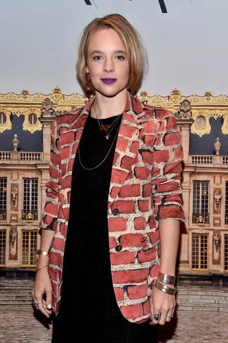 Jessica Clark | Wiki Versailles | Fandom