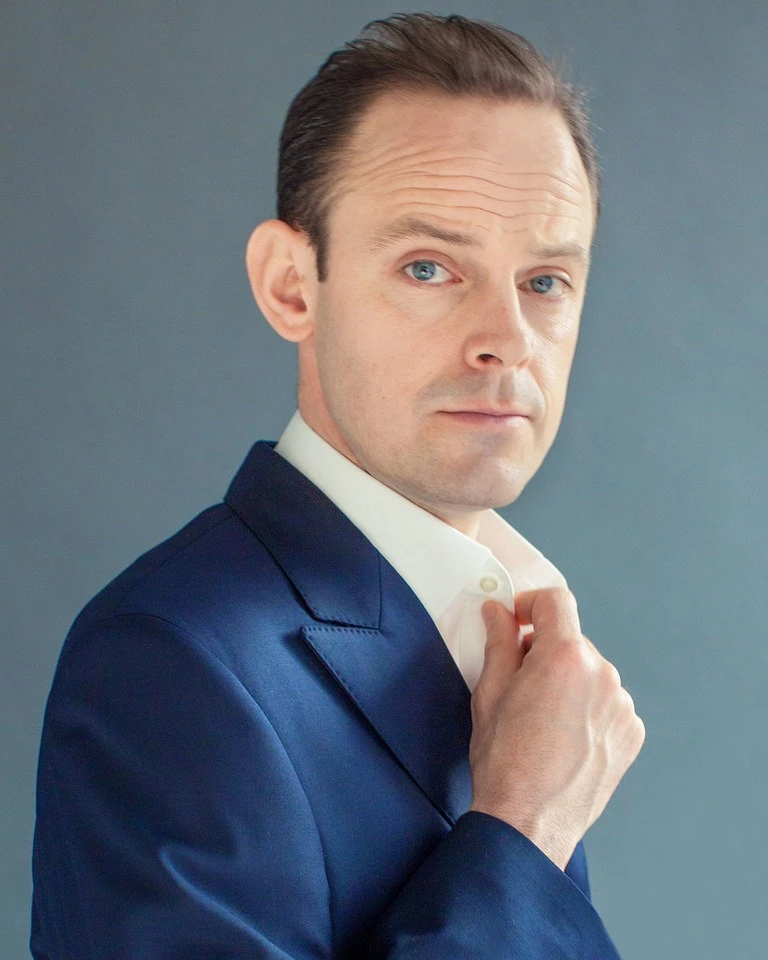 Harry Hadden-Paton | Versailles Wiki | Fandom