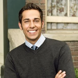 Chase Williamson Vghs
