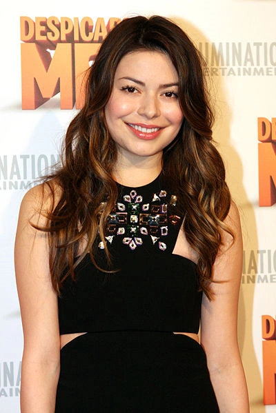 Miranda Cosgrove | Victoria Justice Wiki | Fandom