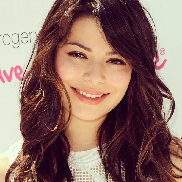 Miranda Cosgrove | Victoria Justice Wiki | Fandom