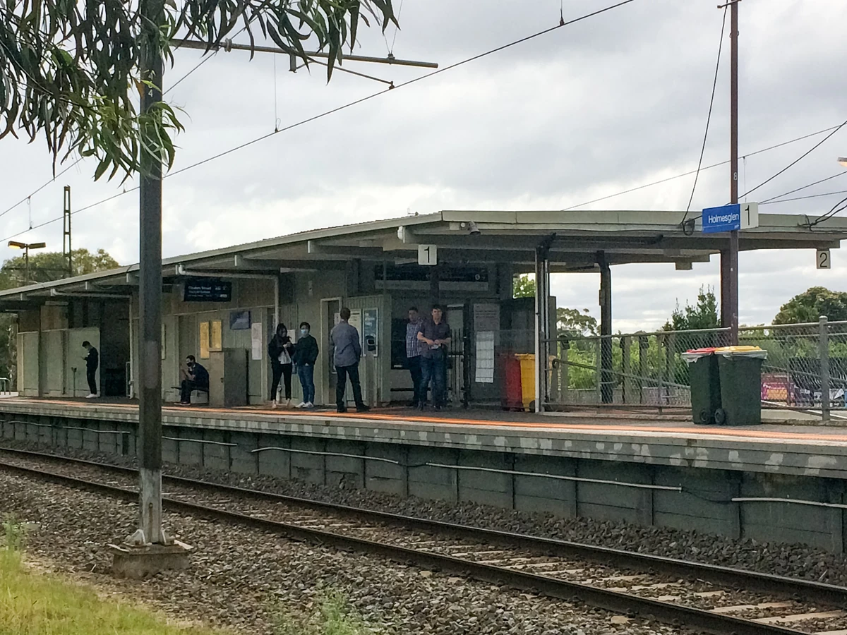 Holmesglen Station | Victorian Railways Wiki | Fandom
