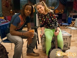 Victorious Victori Yes