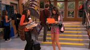 The Bird Scene | Victorious Wiki | Fandom