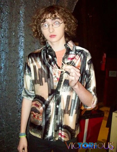 Gallery:Sinjin Van Cleef | Victorious Wiki | Fandom