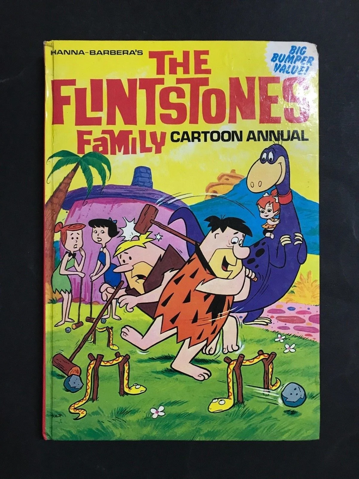 The Flintstones Family Cartoon - Annual 1981 | Video Collection ...