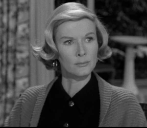 Laura Randall (Perry Mason) | Villainous Beauties Wiki | Fandom