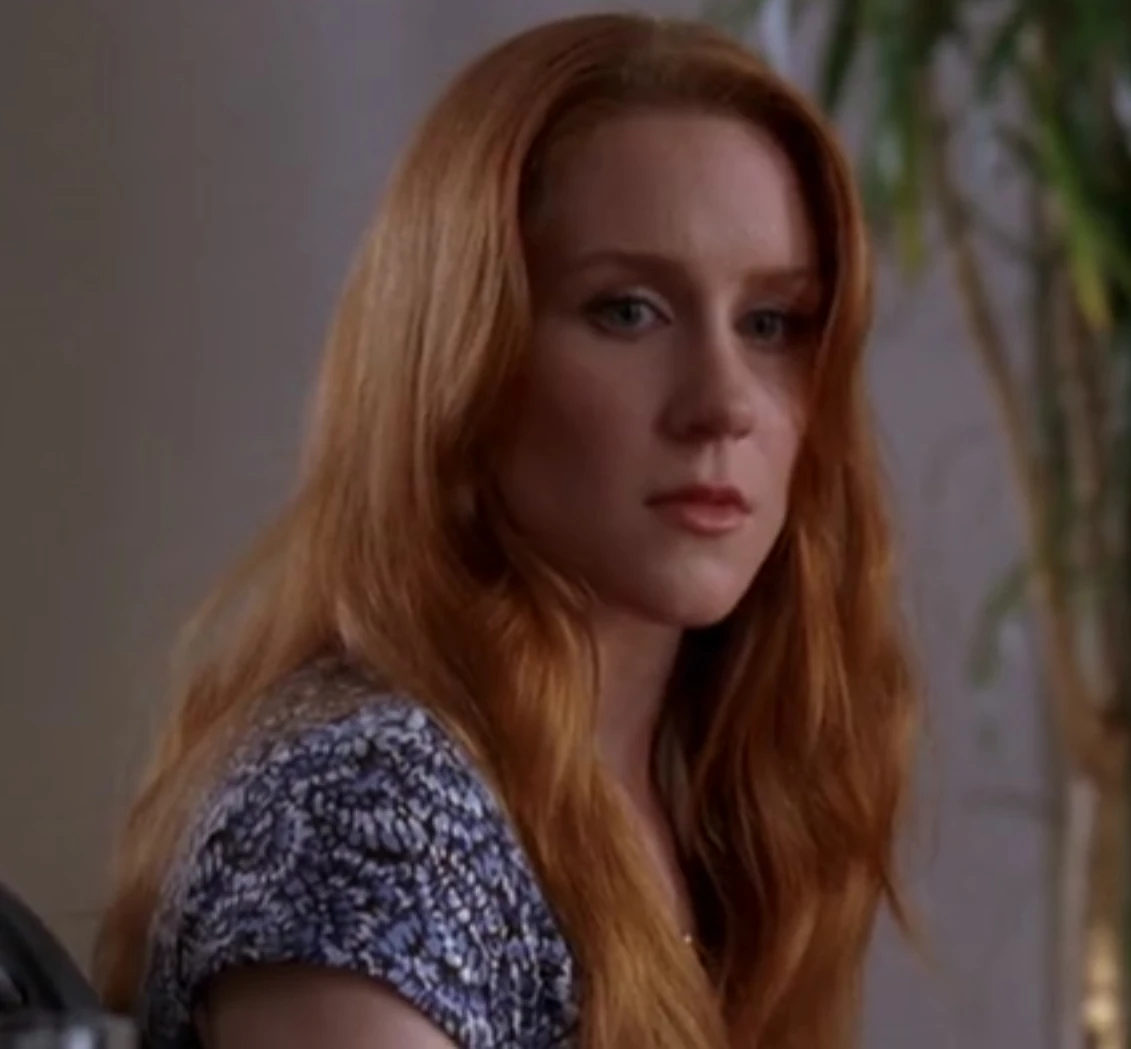 Myra Edgemont (Medium) | Villainous Beauties Wiki | Fandom