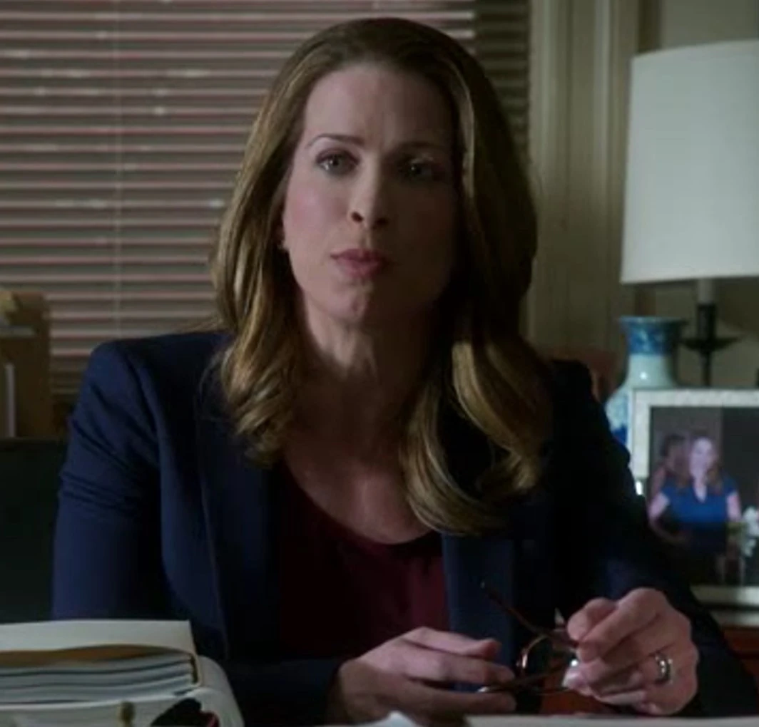 Christa Pullman (Elementary) | Villainous Beauties Wiki | Fandom