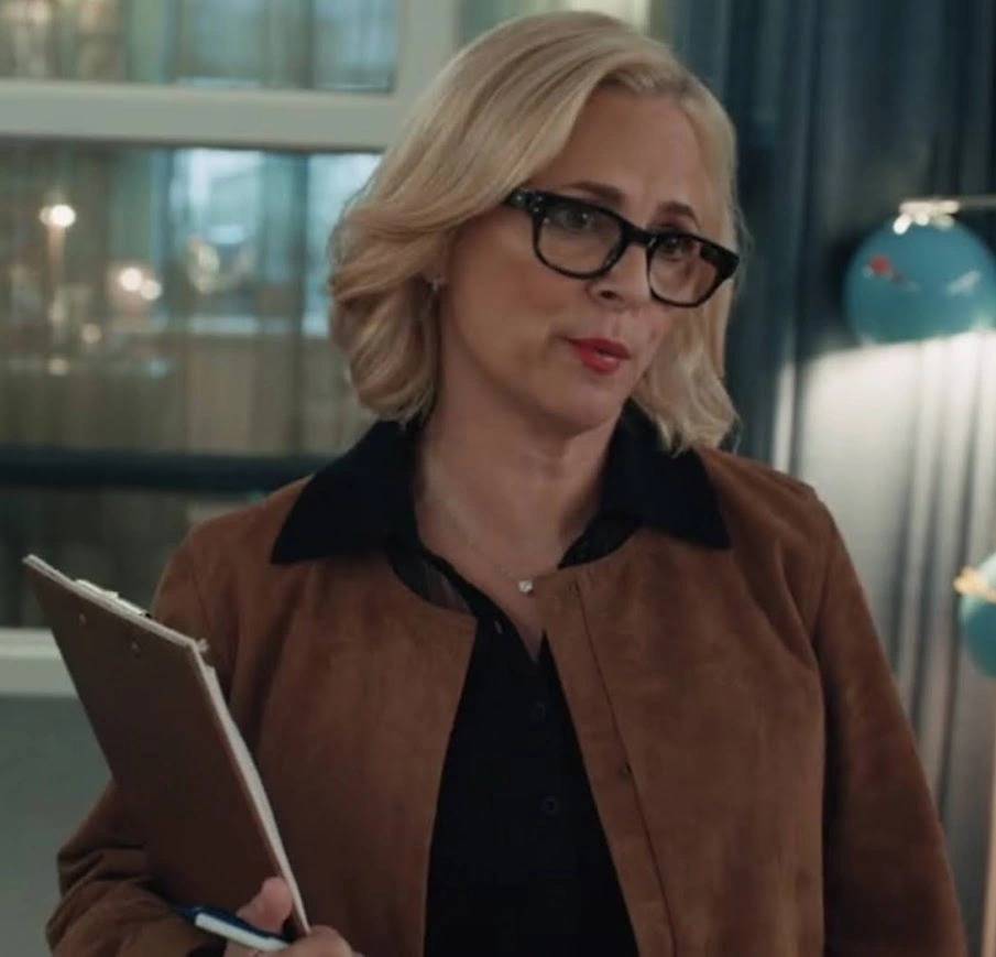 Laurel Hammond (Elsbeth) | Villainous Beauties Wiki | Fandom